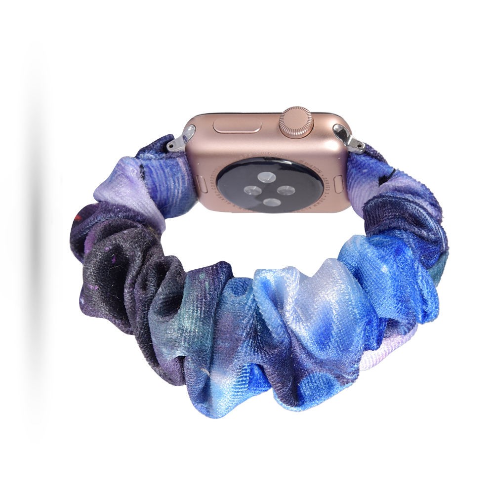 Köp Scrunchie Cosmic Armband Apple Watch 41/40/38 mm - Teknikhallen.se